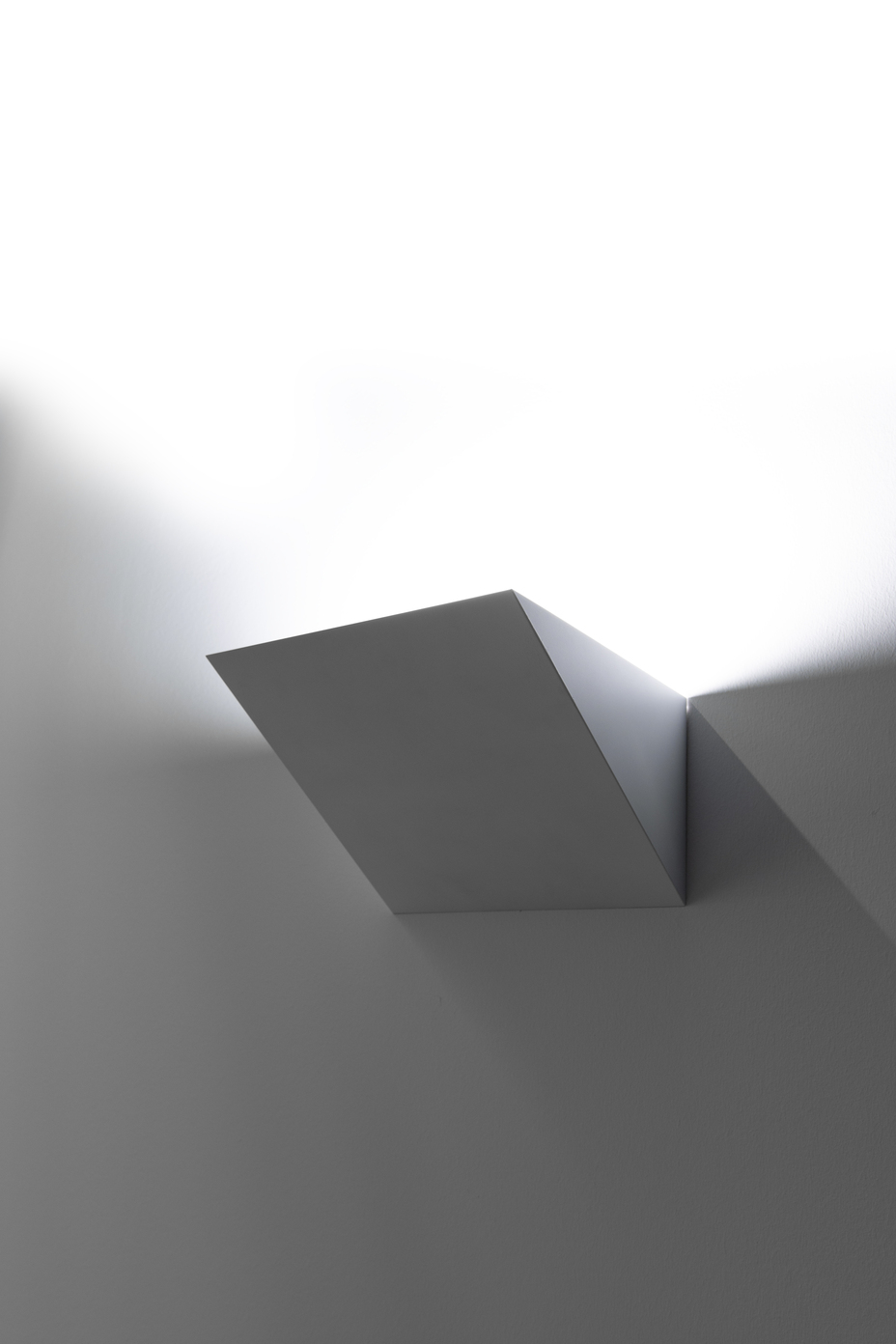 Treppenhaus Leuchten - Beleuchtung für Treppenaugen und Treppenhäuser ...