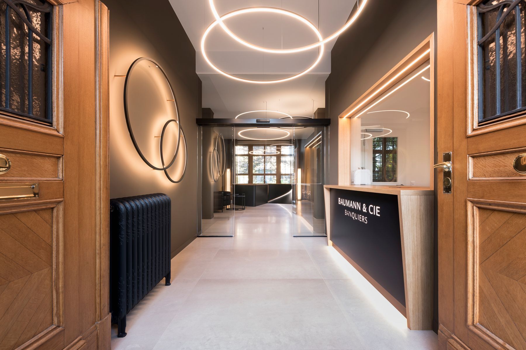 SLIM ring light - Minimalist form, maximum effect – SATTLER