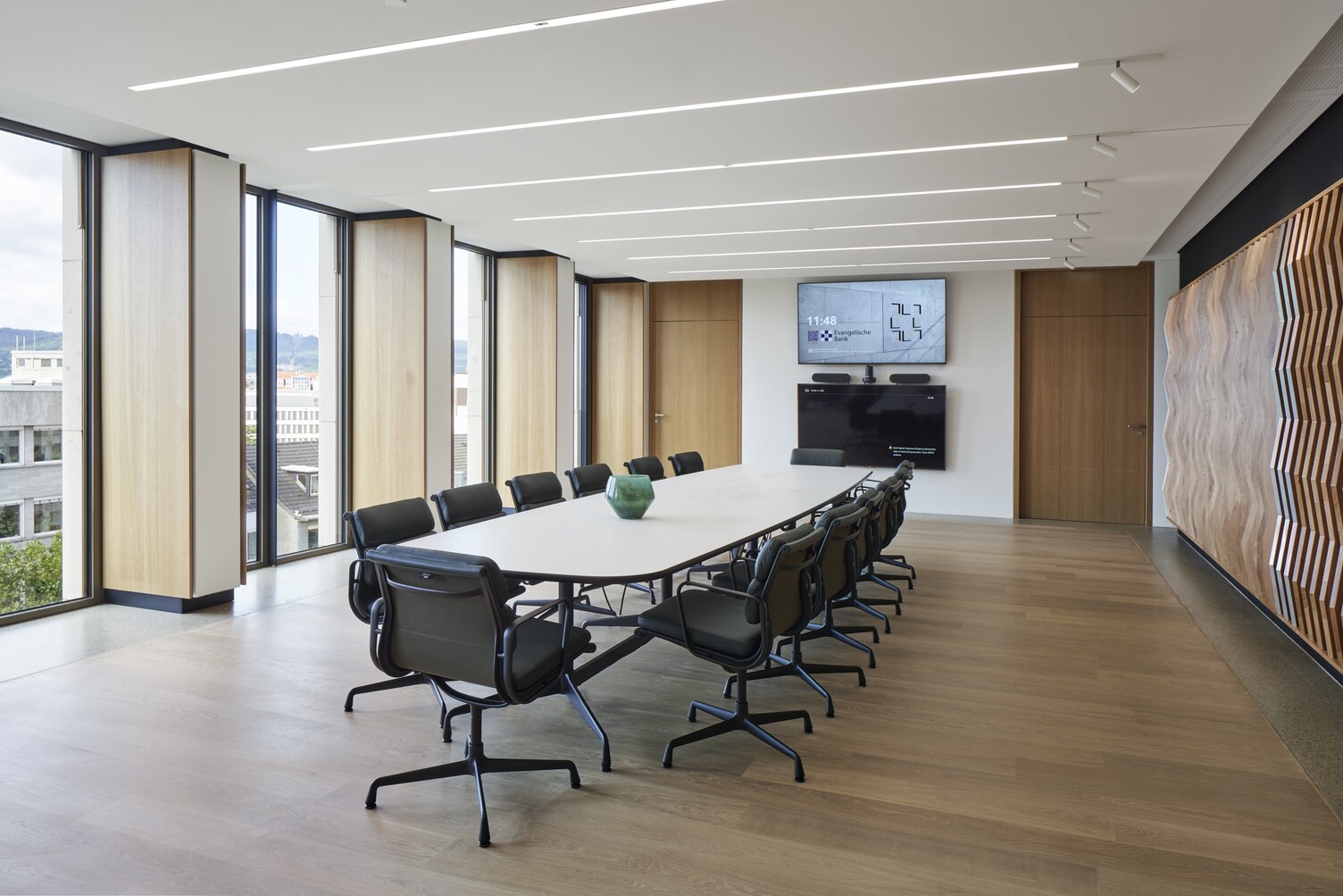 Lighting for meeting rooms & conference areas | SATTLER