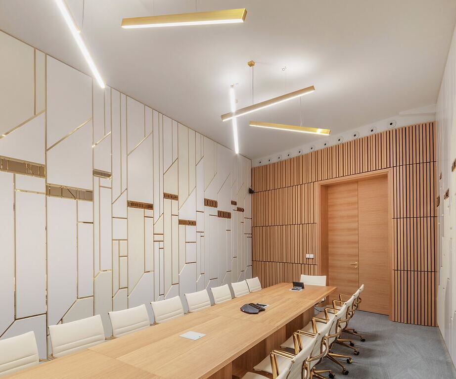 Lighting for meeting rooms & conference areas | SATTLER